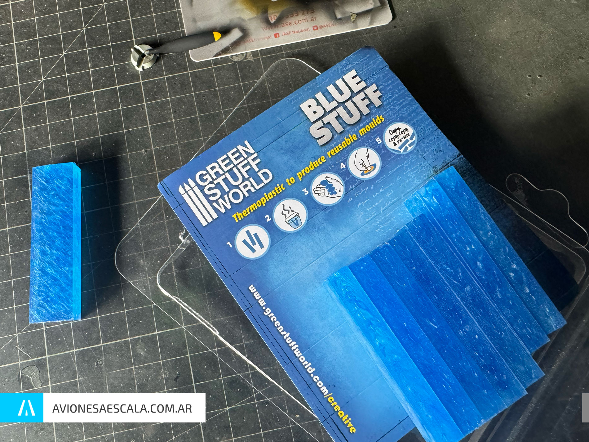 Probamos la Blue Stuff • Aviones a Escala